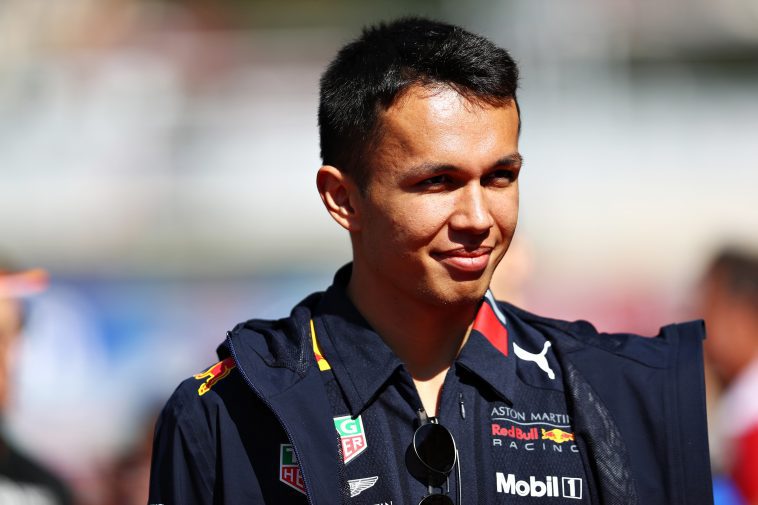 De plus en plus en confiance, Alex Albon pourrait signer le premier ...