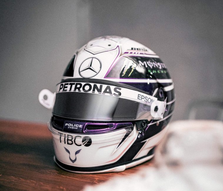 Lewis Hamilton dévoile son nouveau casque pour la saison 2020