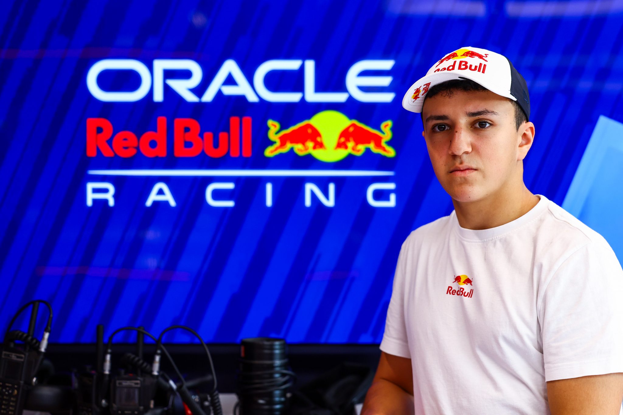 Le Français Isack Hadjar en 'immersion totale' chez Red Bull et AlphaTauri