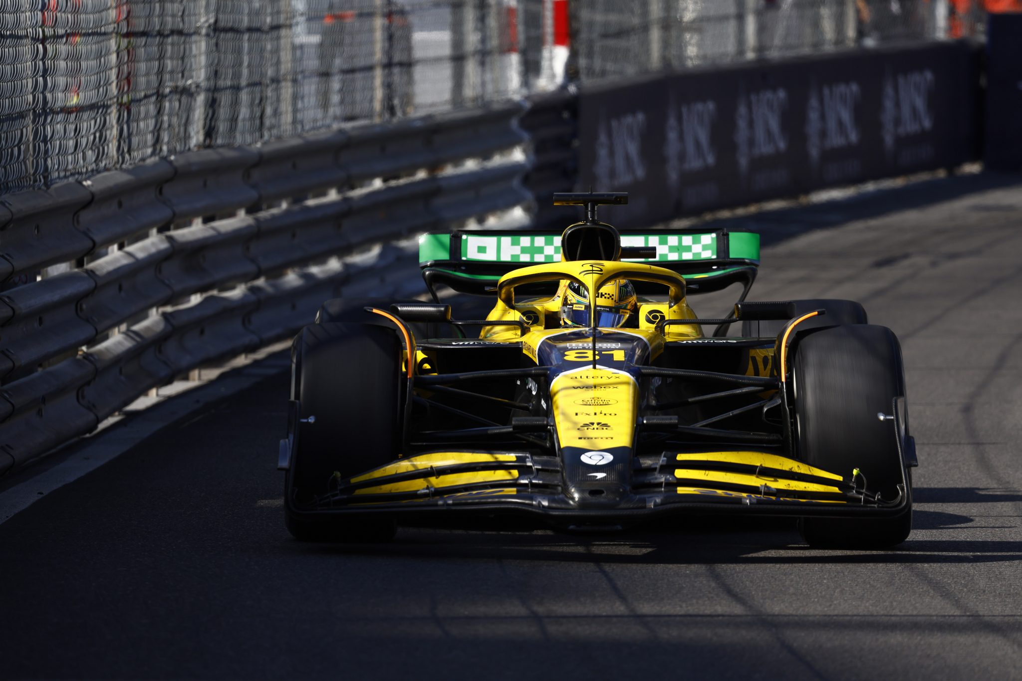 F1 - Piastri voit McLaren se battre pour la victoire sur tous les circuits