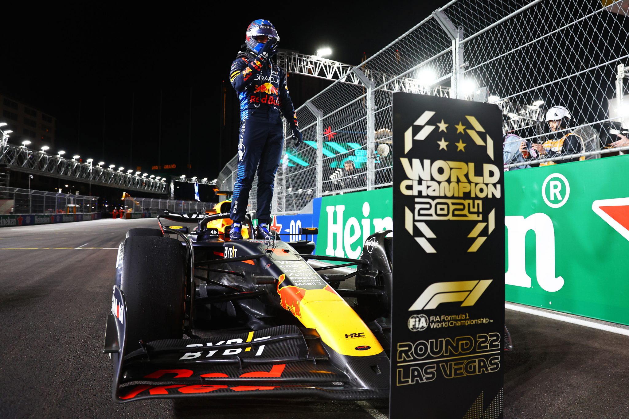 Les classements F1 2024 après Las Vegas : Verstappen Champion, Ferrari ...
